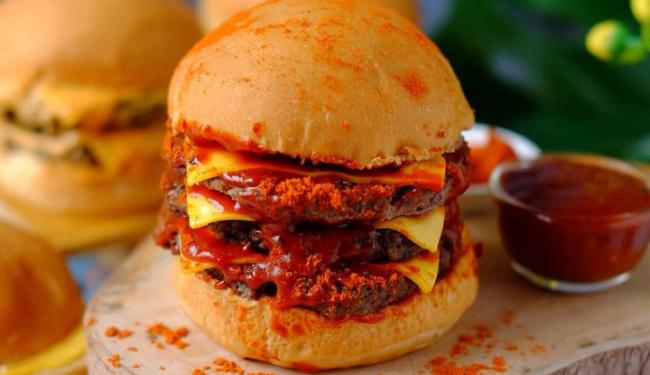 5 Bisnis Burger Milik Artis Tanah Air, Mana yang Jadi Favoritmu? Oleh ...