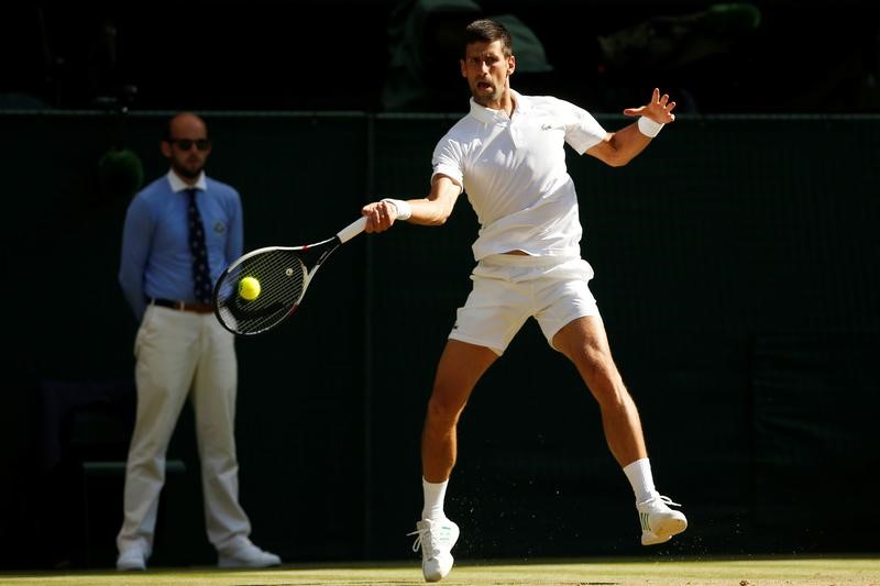 Djokovic muscles in on women's quarter-final day By Reuters