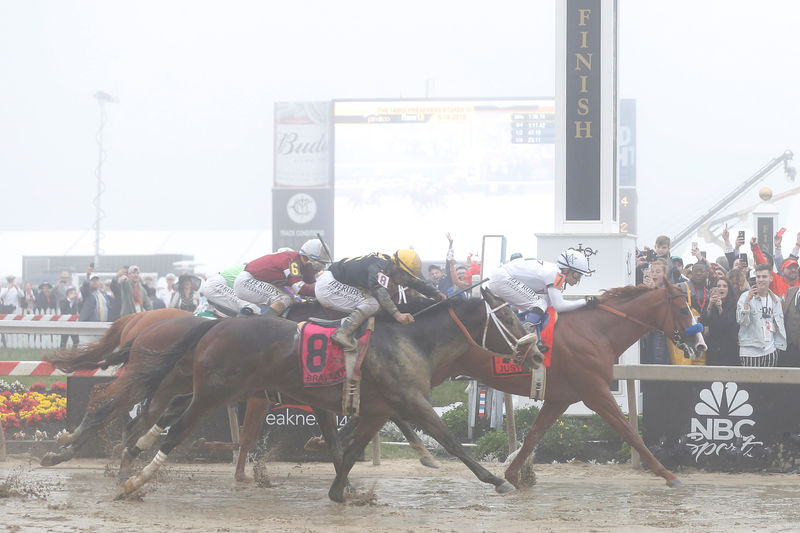 Horse racing: Pimlico racetrack should be demolished and rebuilt, study ...