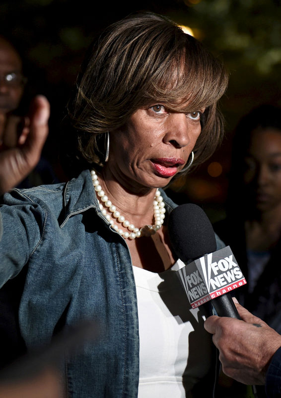 Former Baltimore mayor pleads guilty to charges related to book sales ...