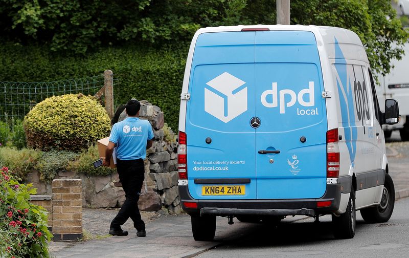 Parcel delivery firm DPD to hire 6,000 UK workers to meet online retail ...